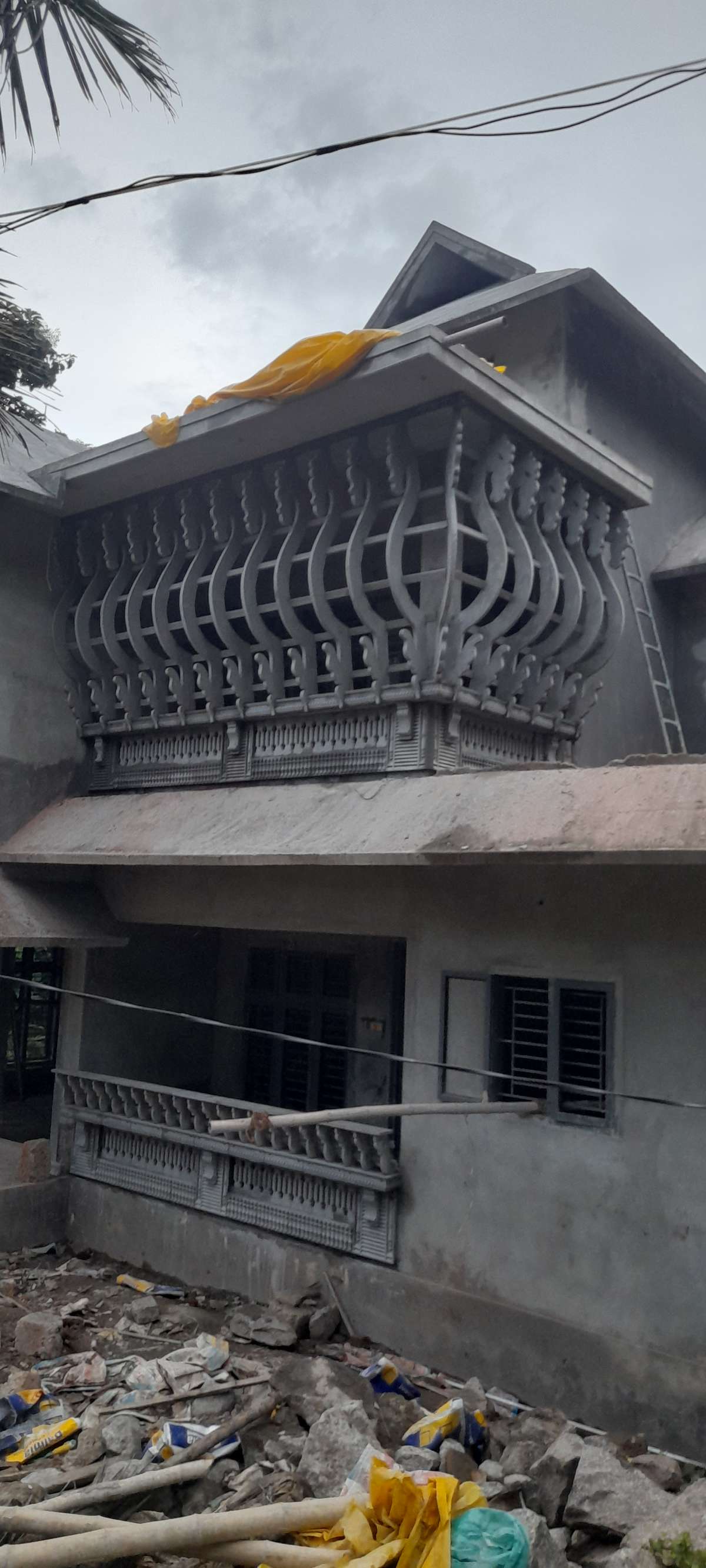 Exterior Designs by Interior Designer Sumesh Prabhakar, Thrissur | Kolo