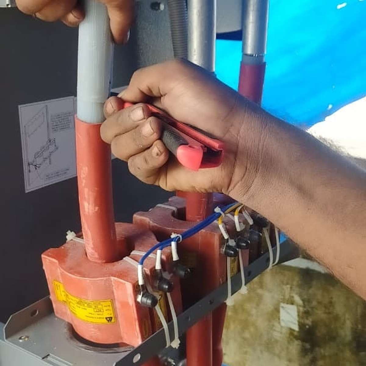 Electricals Designs by Contractor DMC GROUP, Ernakulam | Kolo