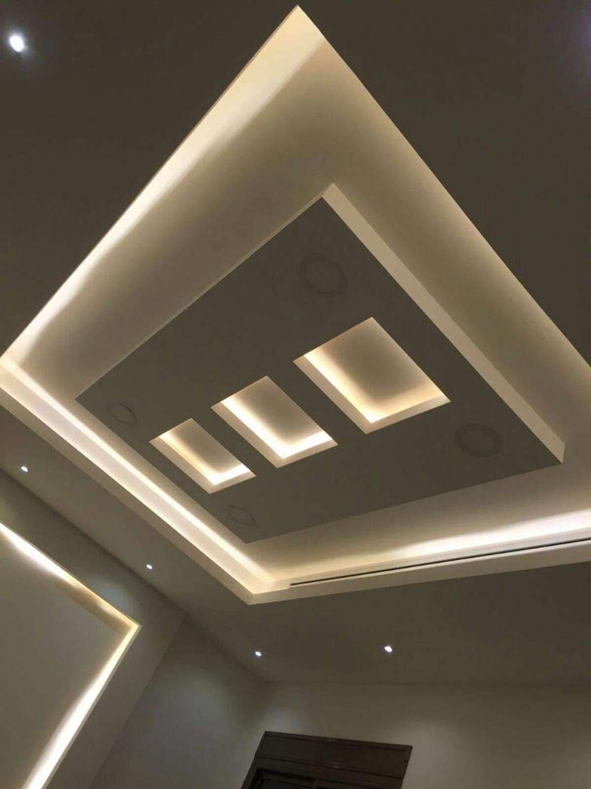Ceiling, Lighting Designs by Contractor Satish Chandra, Jaipur | Kolo
