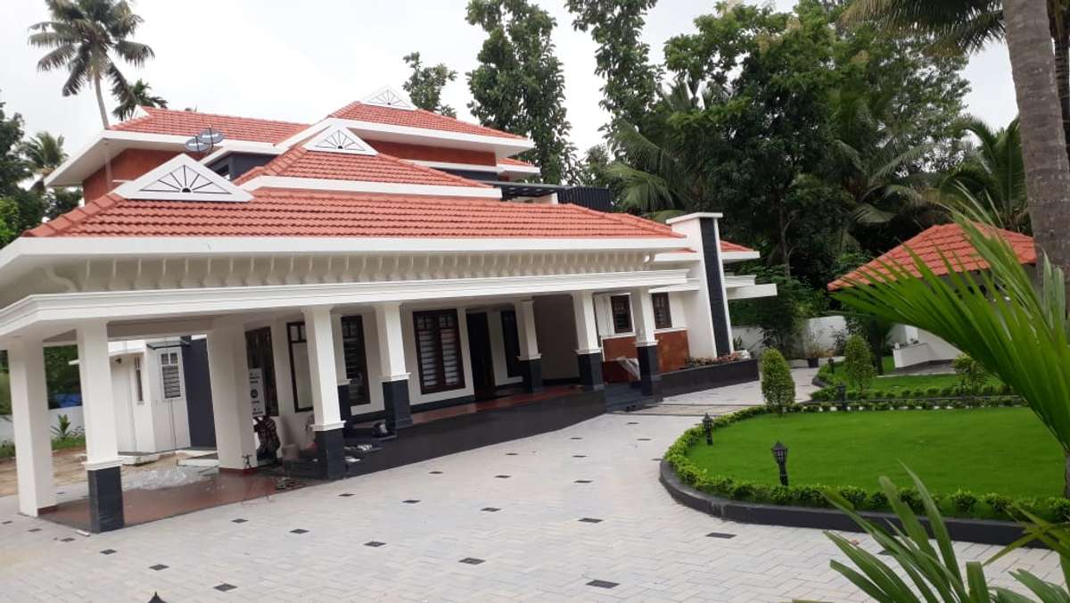 Exterior Designs by Contractor Sajeevan C K, Ernakulam | Kolo