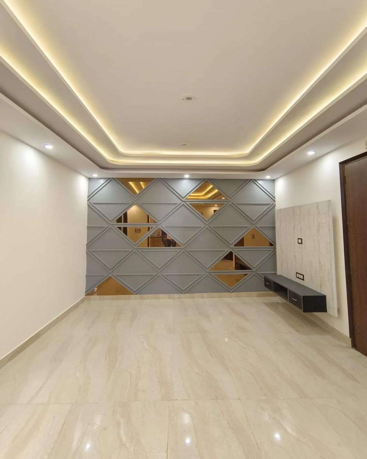 Ceiling, Lighting, Flooring Designs by Contractor Sahil Khan, Delhi | Kolo